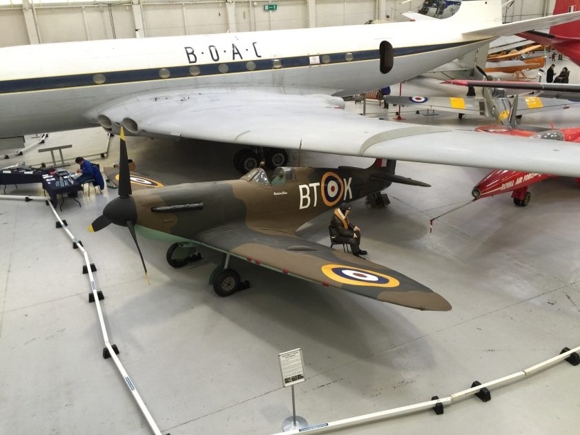 Plastic Spitfire Kit - Felix's Gaming Pages