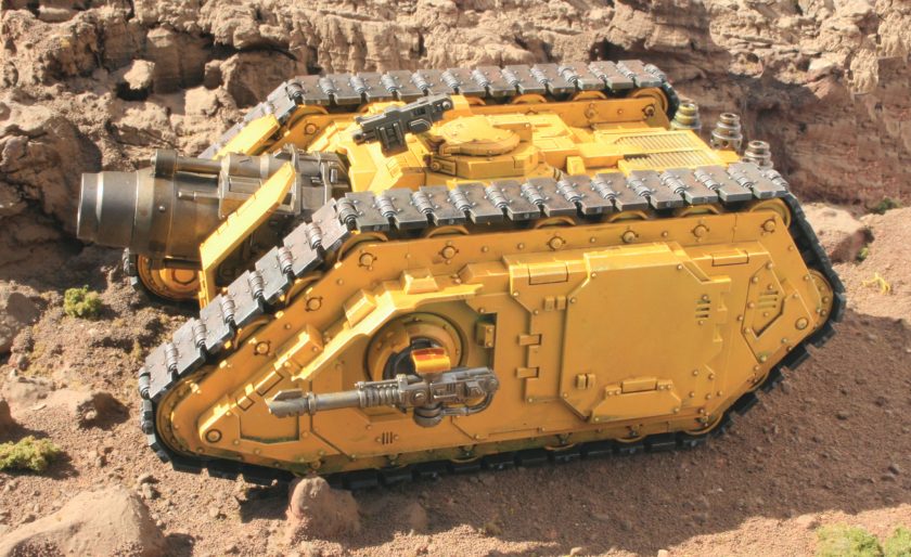 Typhon Heavy Siege Tank in the desert - Felix's Gaming Pages