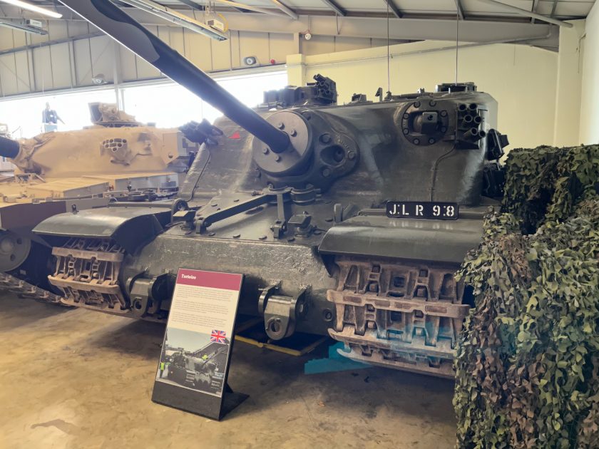 Tortoise Heavy Assault Tank - Felix's Gaming Pages